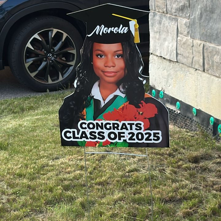 Big Head Graduation Lawn Sign